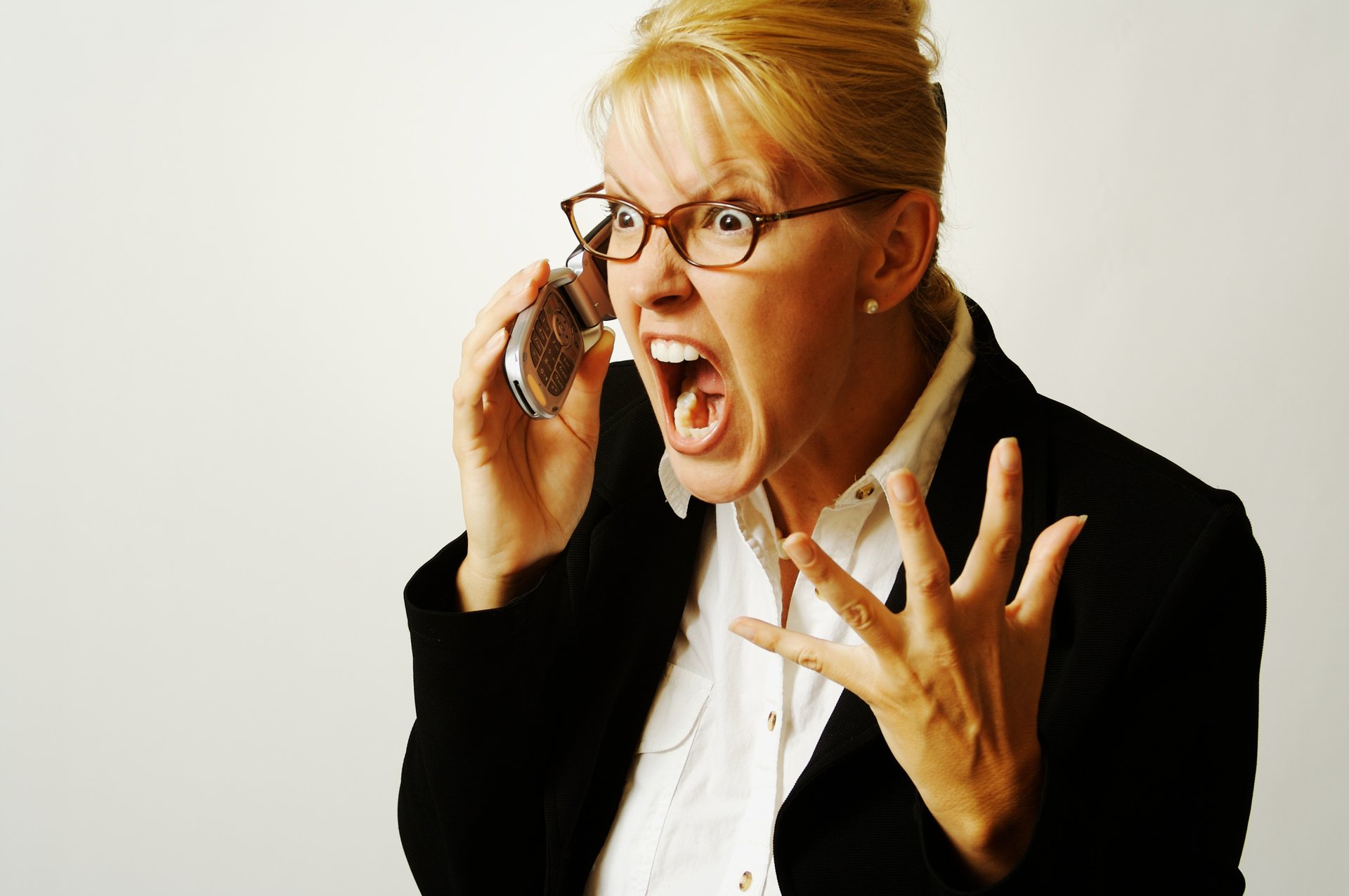 What to Do with an Irate Caller in 3 Easy Steps